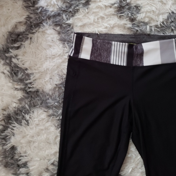 Xersion | Pants & Jumpsuits | Xersion Capris M | Poshmark